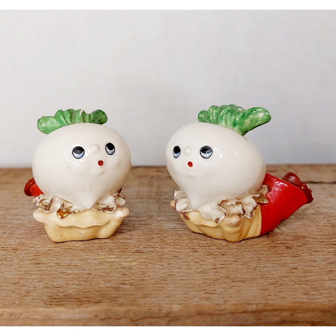 Vintage 1950's Anthropomorphic Ceramic Onion Head Salt & Pepper Shakers ...