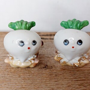Vintage 1950's Anthropomorphic Ceramic Onion Head Salt & Pepper Shakers ...