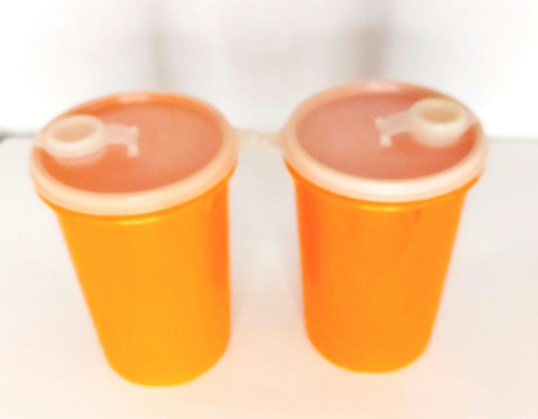 Vintage Orange Tupperware 1qt Handolier Pitcher Container Pour Spout ...