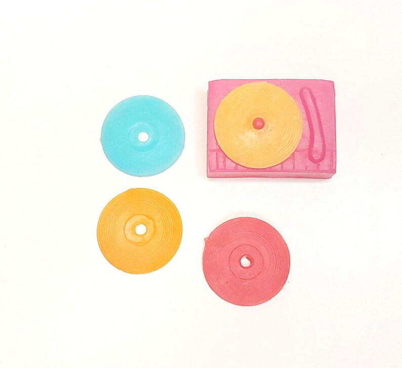 Vintage 1980s 1990s Barbie Record Player Pink Plastic With 4 Records - Etsy