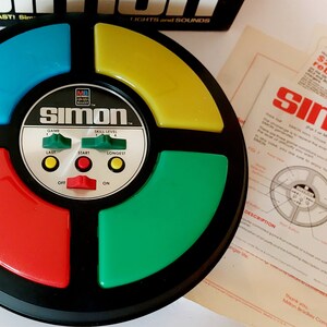 Vintage 1978 SIMON Milton Bradley Electronic Color Memory Game With ...