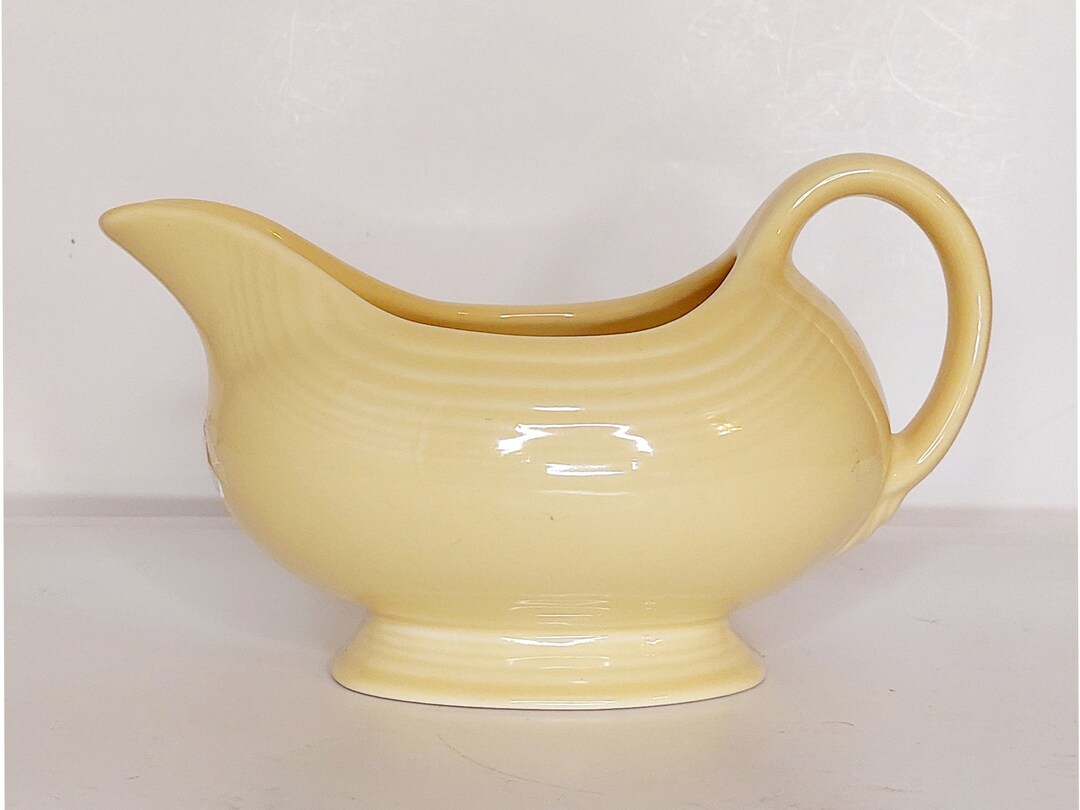 Vintage Fiestaware Yellow Gravy Boat Sauce Pitcher Homer Laughlin HLC ...