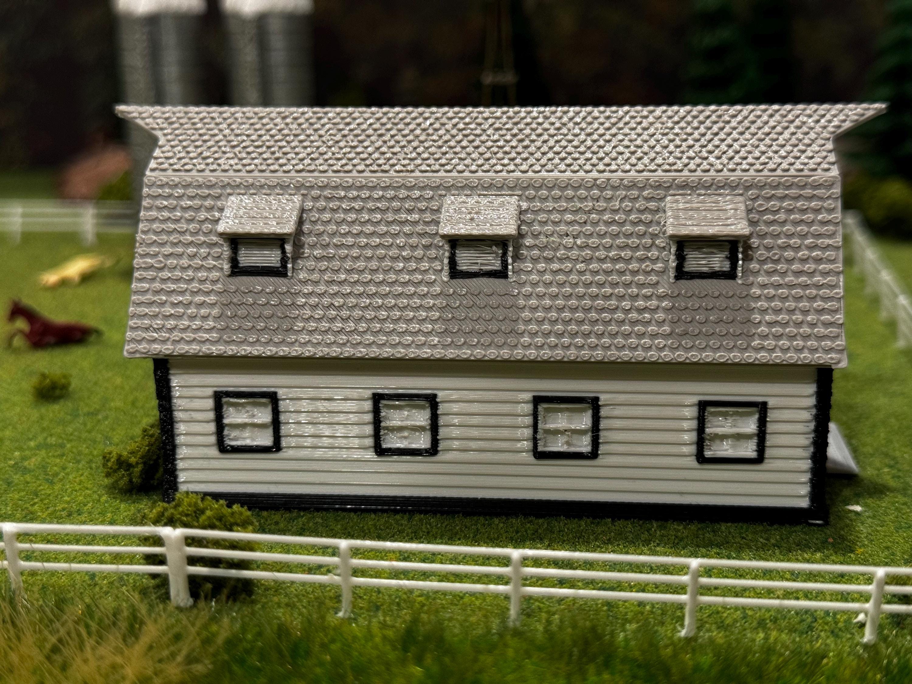 N Scale White Barn Set - Etsy