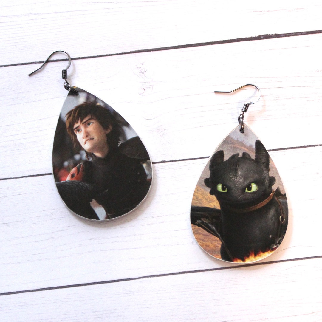 Train Dragon Toothless Hiccup Comic Book Earrings EAR040 - Etsy