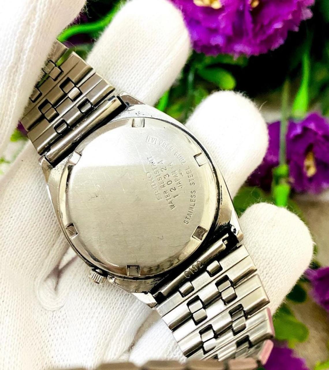 Vintage Seiko 5 Automatic Date/day Movement No 7009-535A Black Dial TV ...