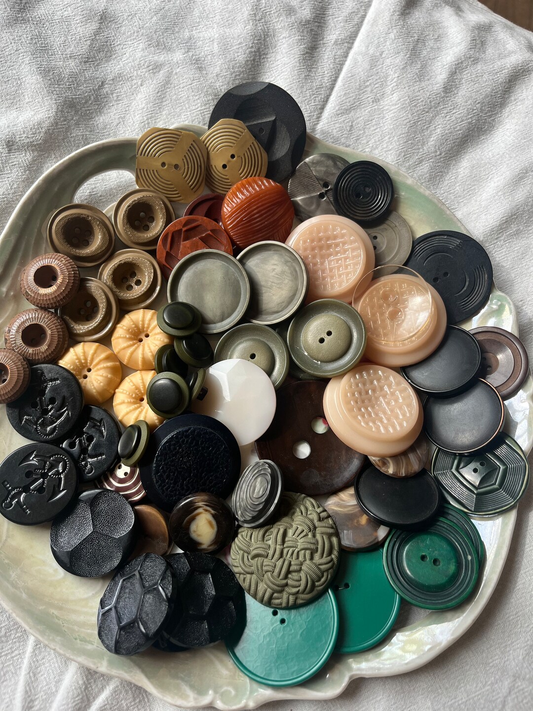 HUGE Lot of Big Gorgeous Vintage Coat Buttons - Etsy