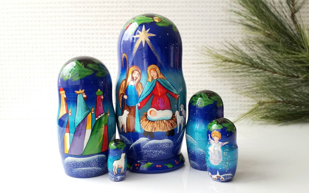 Nativity With Wreath Hand Painted Matryoshka Nesting Dolls Set 5pcs ...
