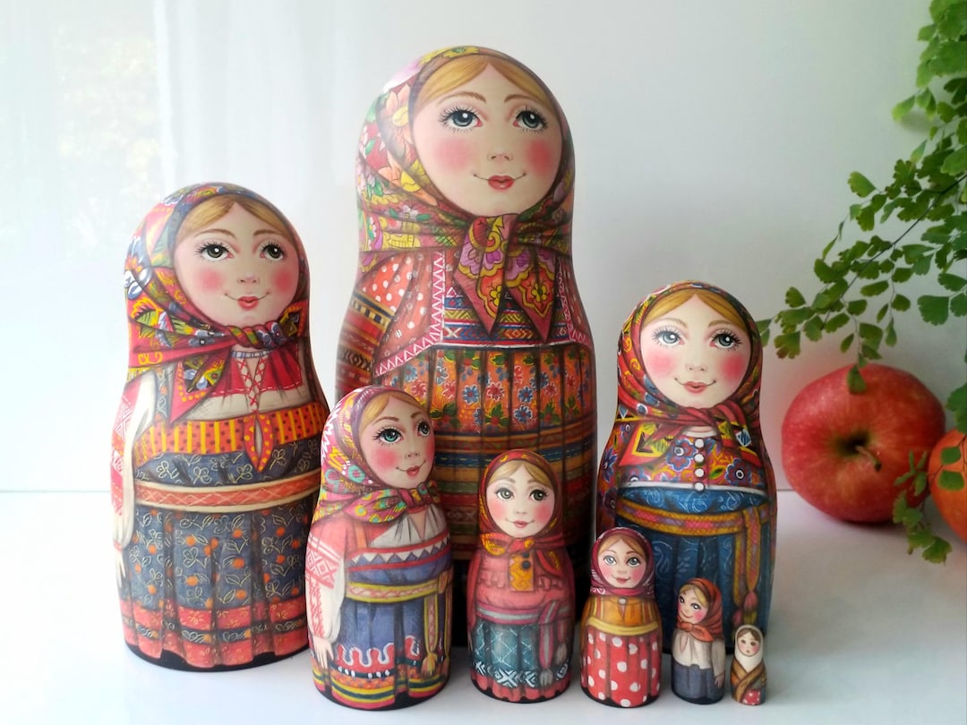 8", 8pcs Set Nesting Dolls Folk Costumes Handmade, Signed. - Etsy