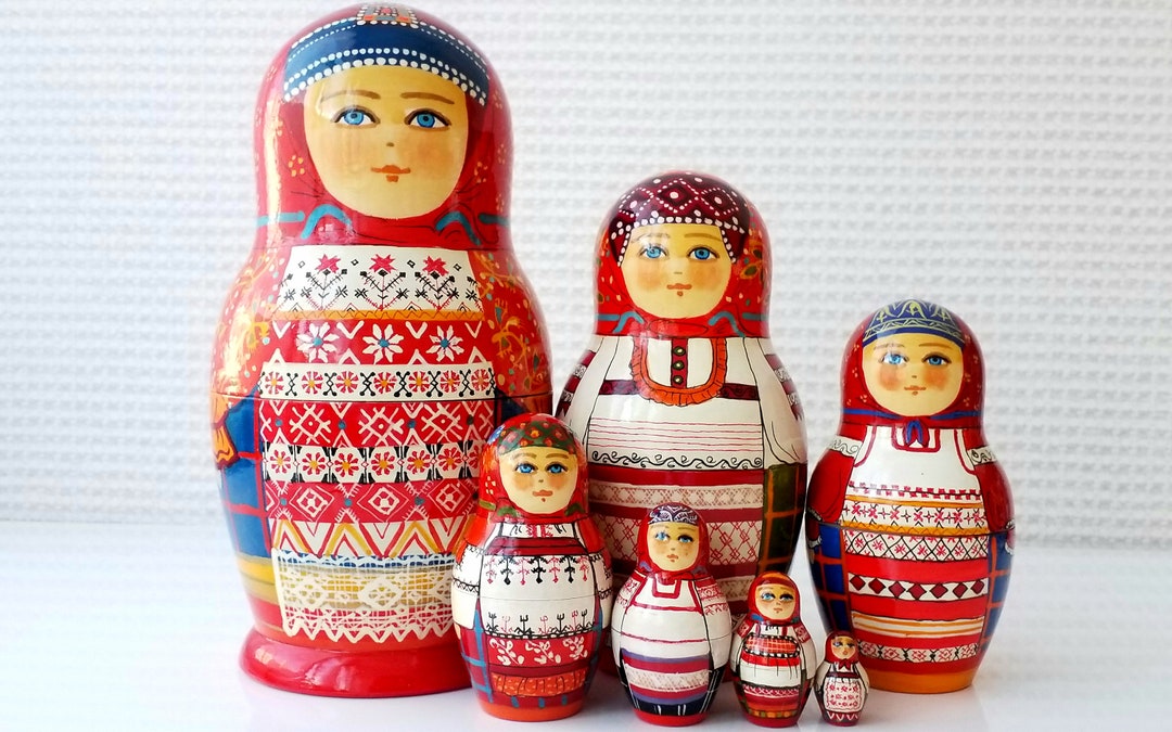 8-1/4" Matryoshka Folk Costumes 7 Pcs Set Nesting Dolls Handmade Wooden ...
