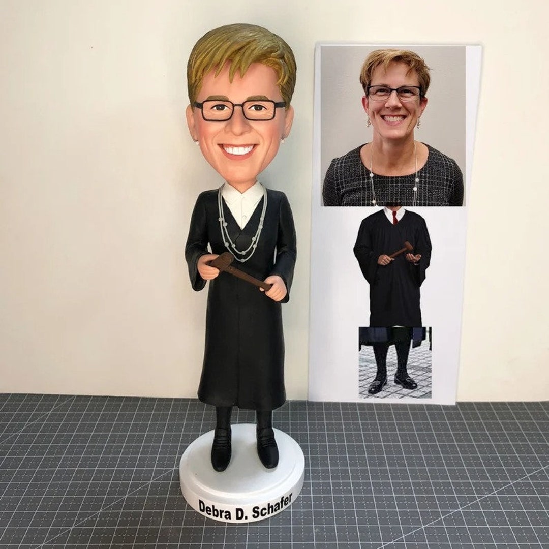Custom Female Judge Bobblehead, Personalized Bobblehead Judge as Gifts ...