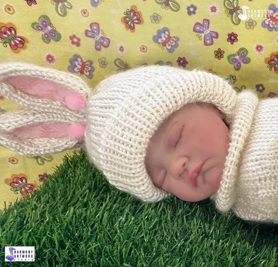 Newborn BUNNY Cocoon Set – Knitted Baby Photoshoot Outfit With Custom ...