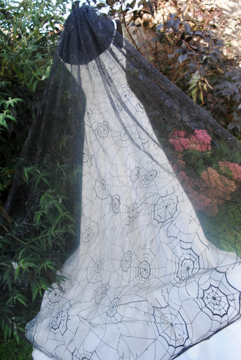 Black Spiderweb Embroidered Veil: Gothic Halloween Wedding, Chapel ...