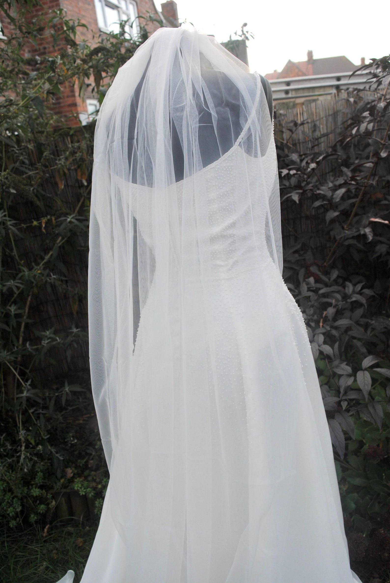 Simple Sheer Minimalist Veil, Barely-there Veil, 1 Tier Veil, Wedding ...