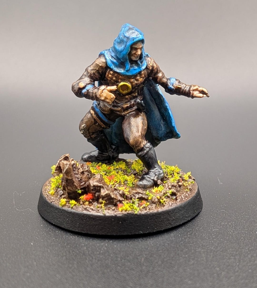Rogue Human Male Miniature - Hand Painted - Etsy