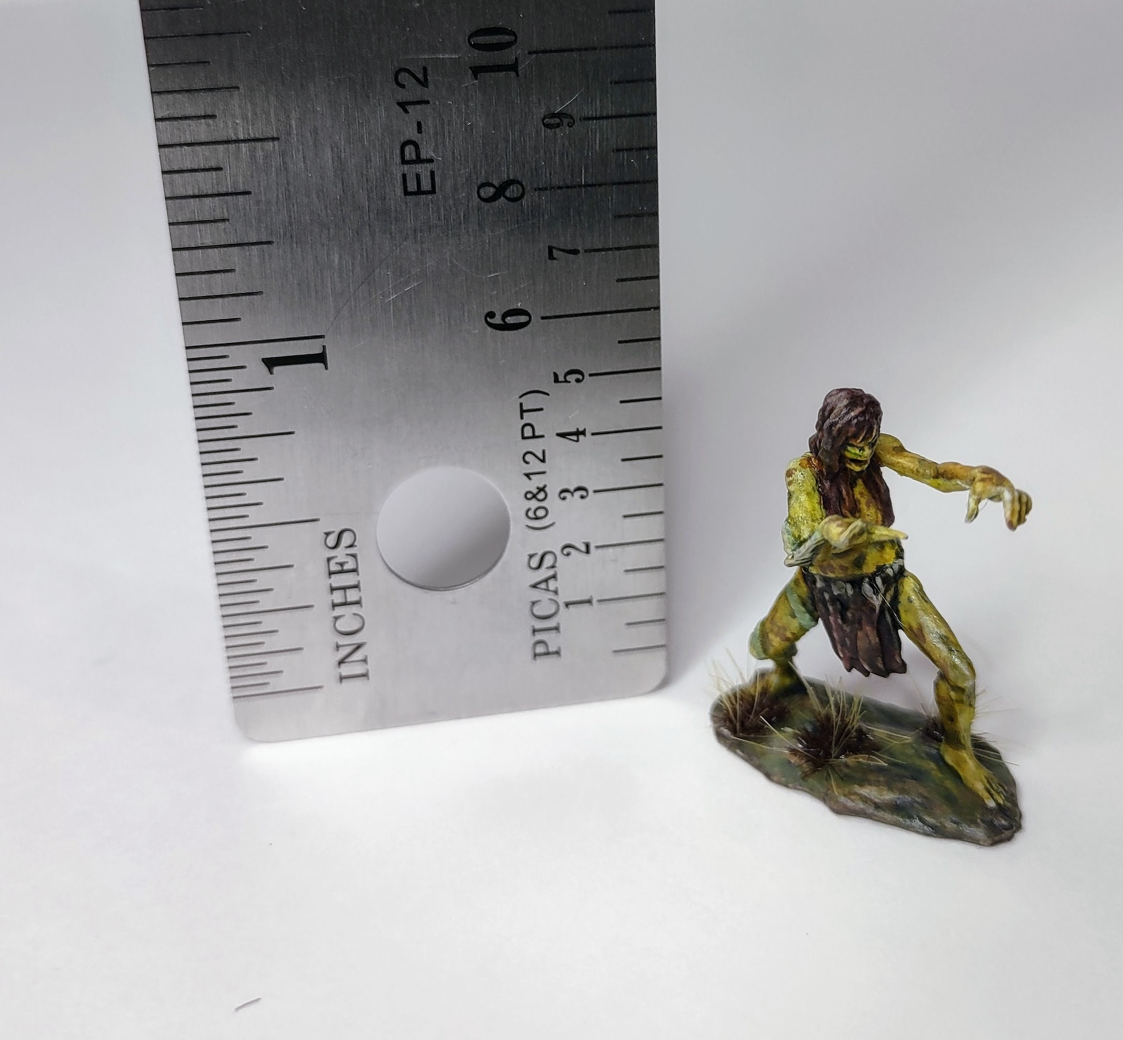 Sea Hag Miniature - Etsy