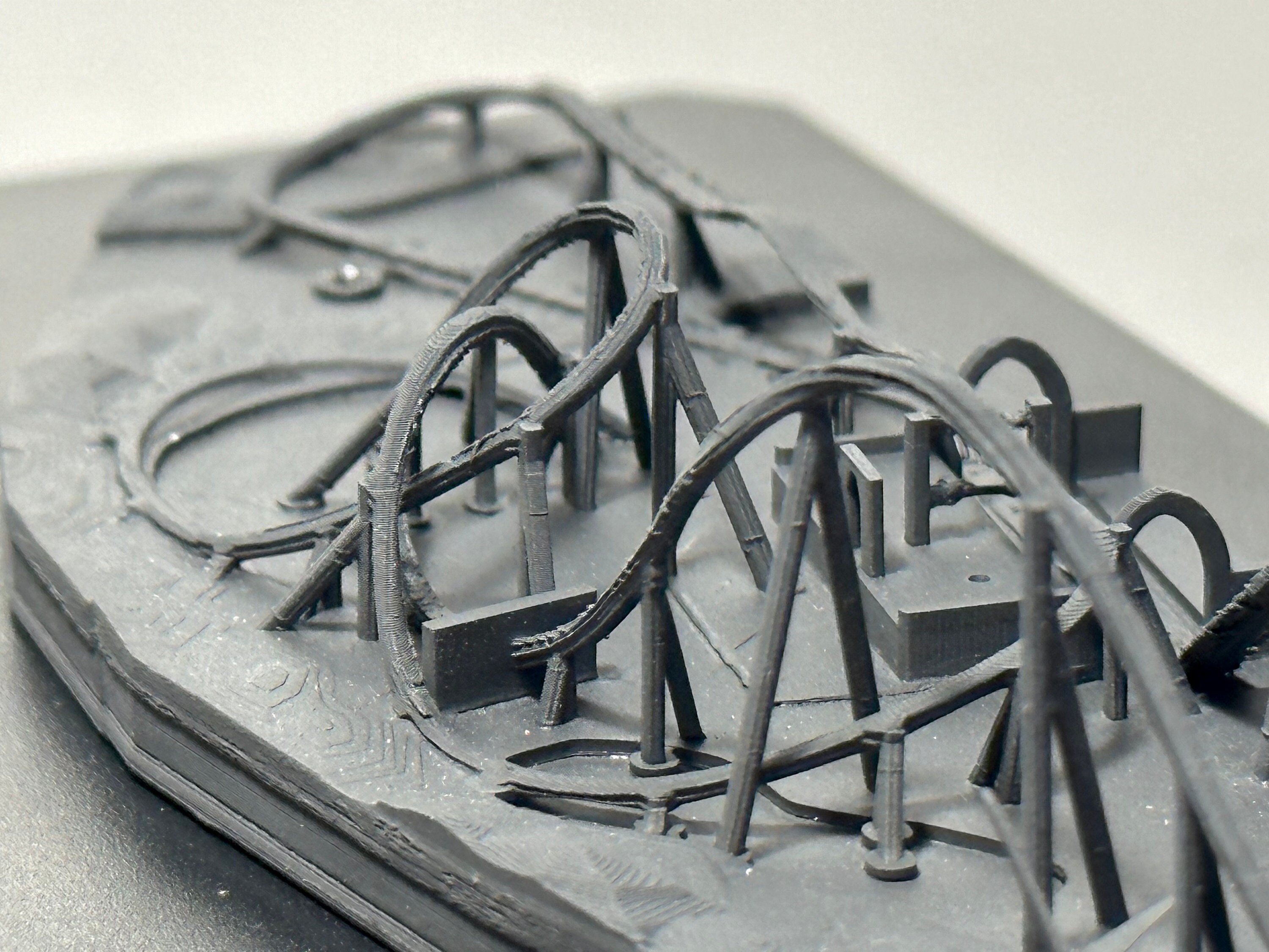 THE SWARM Mini Roller Coaster Model Diorama With Display Case Thorpe ...