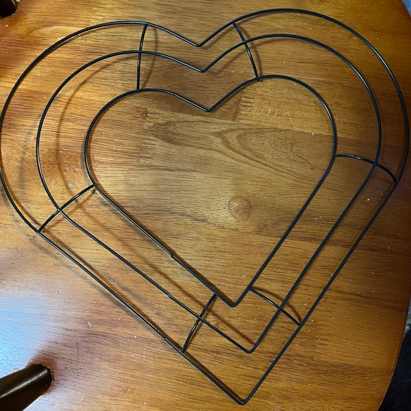 Heart Mesh Wreath - Etsy