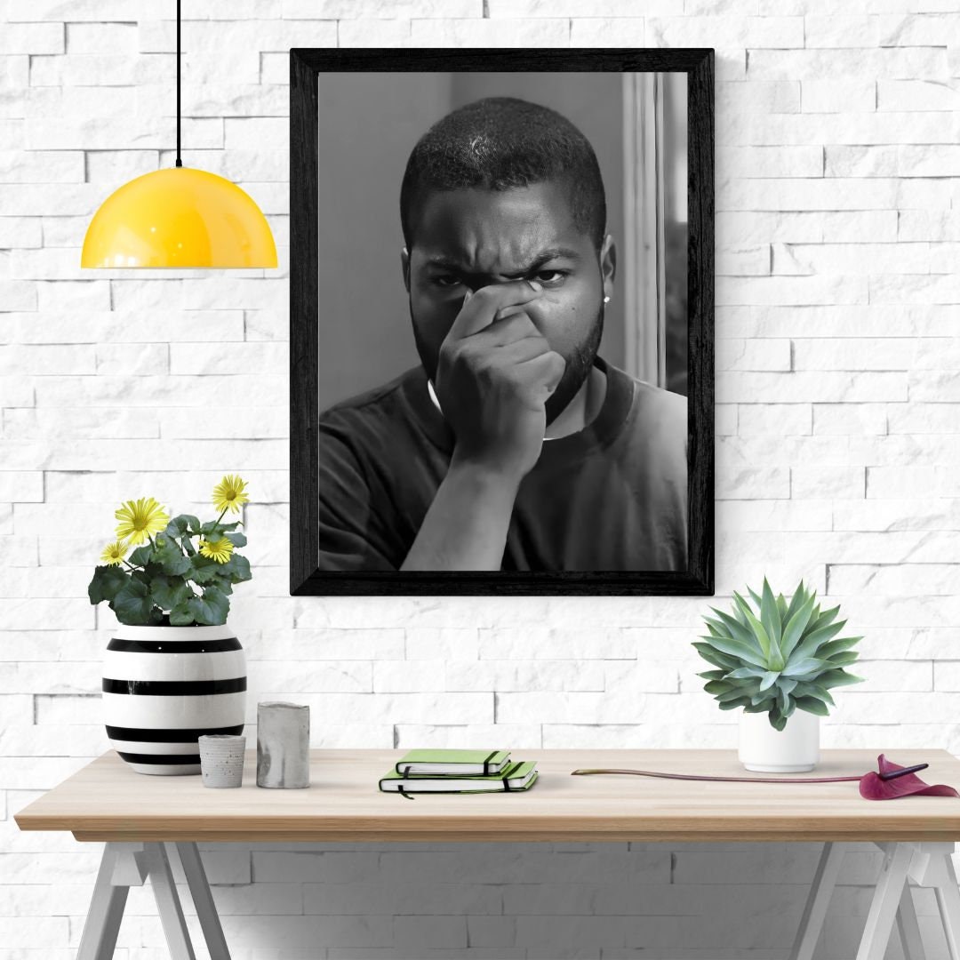 Friday Movie Poster, Funny Bathroom Scene, Bathroom Wall Decor, Craigs ...