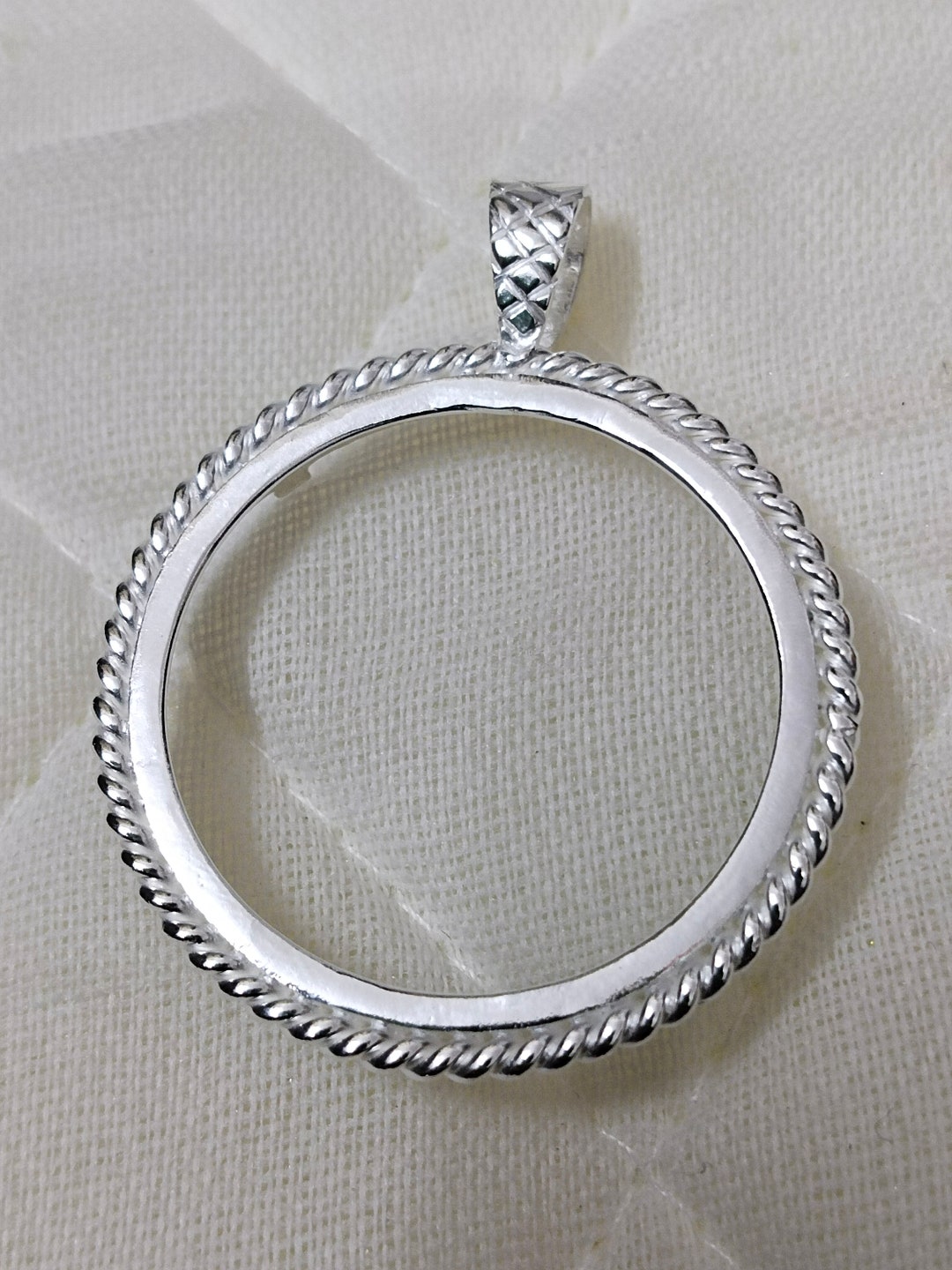 925 Sterling Silver Round Bezel Pendant Blank: Coin Connector - Etsy