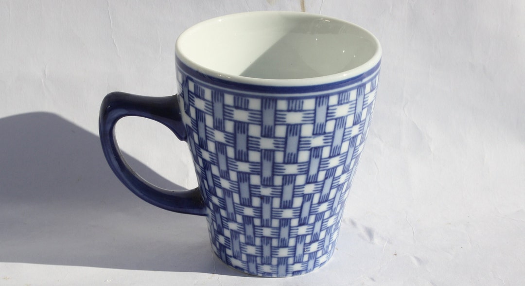 Traditional Blue English Mount Everest Ceramic Mug, Blue Net Pottery - Etsy