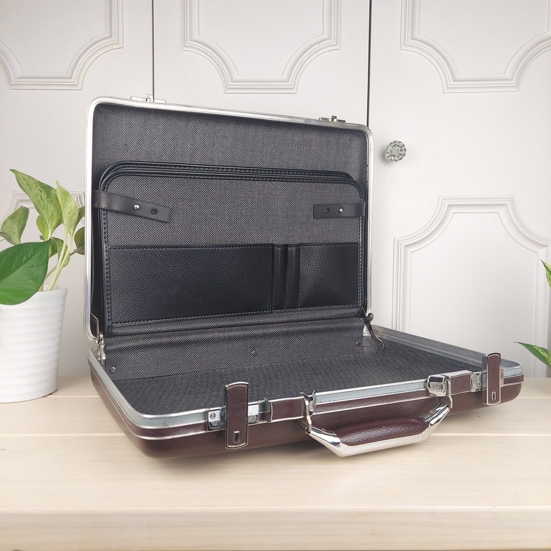Vintage American Tourister Hard-shell Briefcase, Brown Hard Shell ...