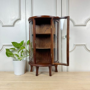22-1/2 Wooden Salesman Sample Display Cabinet With Curved Glass on 3 ...
