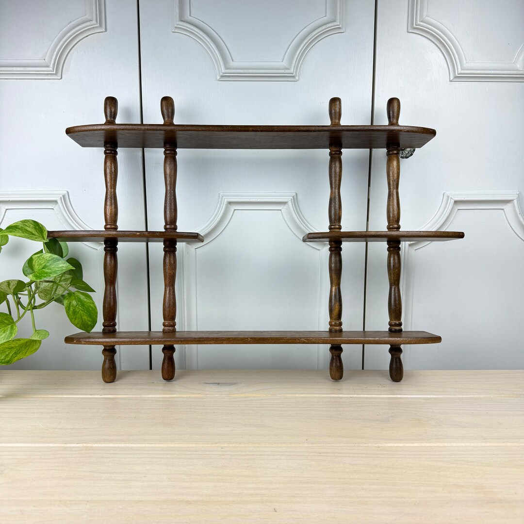 Vintage Wooden Display Shelf With Spindles, 3-tier Solid Wood Curio ...