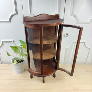 22-1/2 Wooden Salesman Sample Display Cabinet With Curved Glass on 3 ...