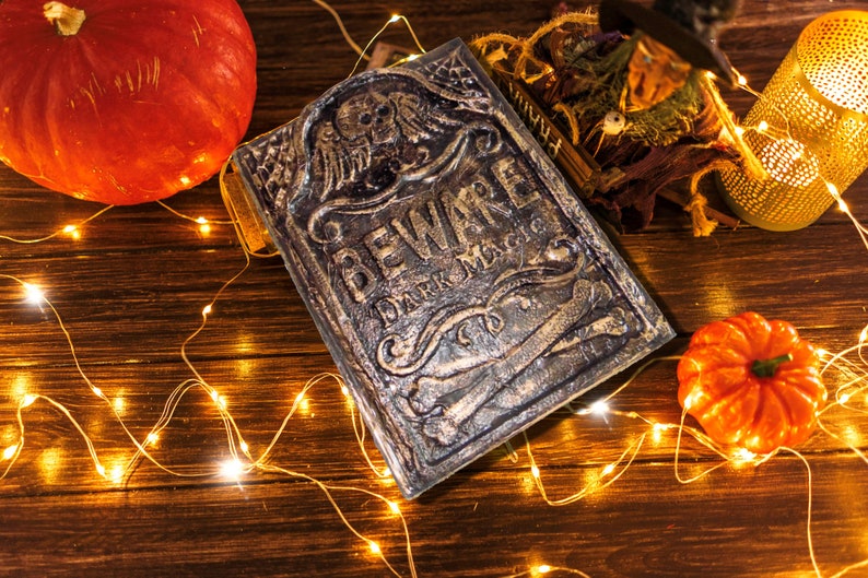 3D Scary Creepy Looking Sketchbook - Made to Look Old Hardcover With ...