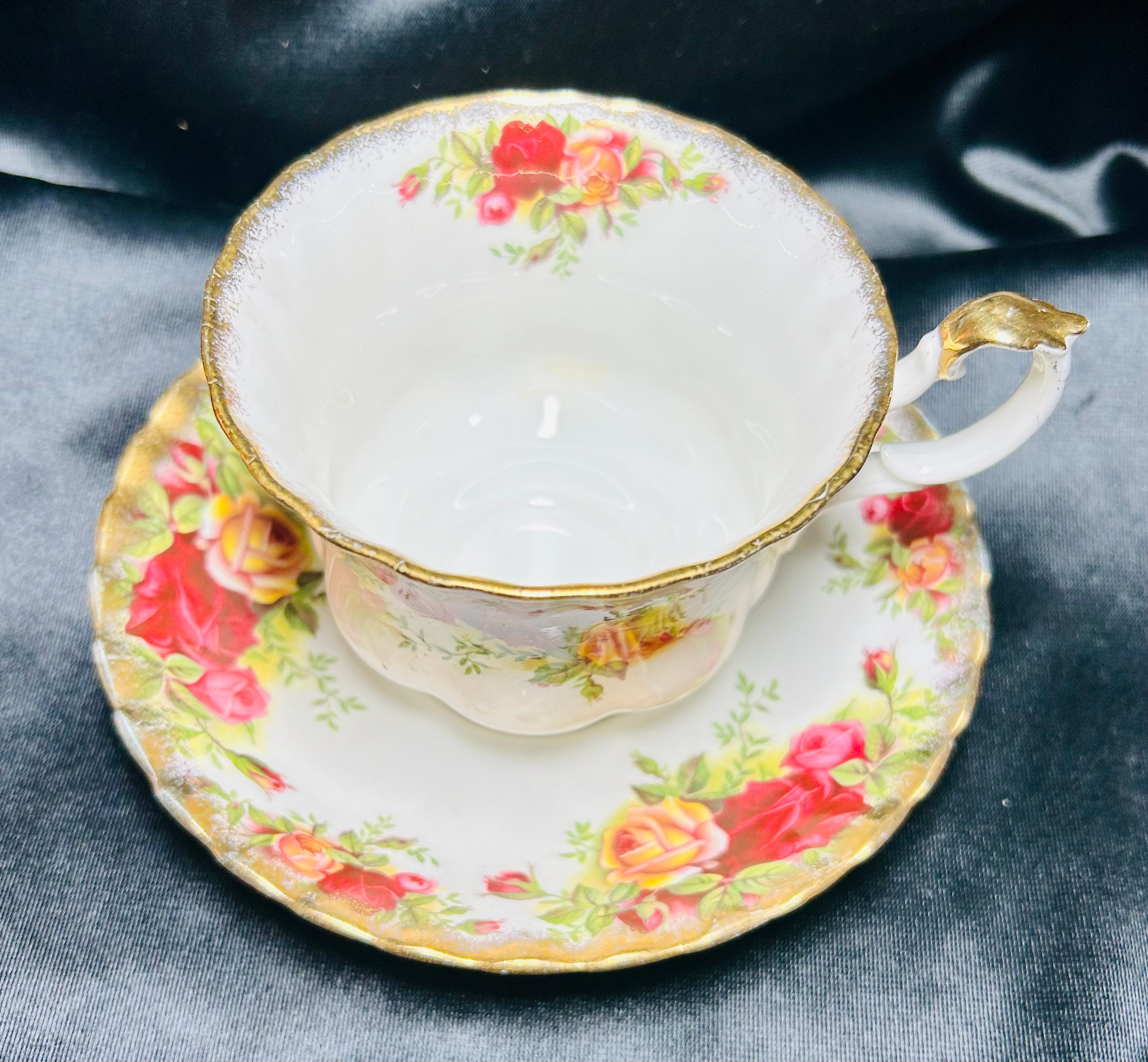 ROYAL ALBERT Old Country Roses Cup & Saucer so Elegant - Etsy