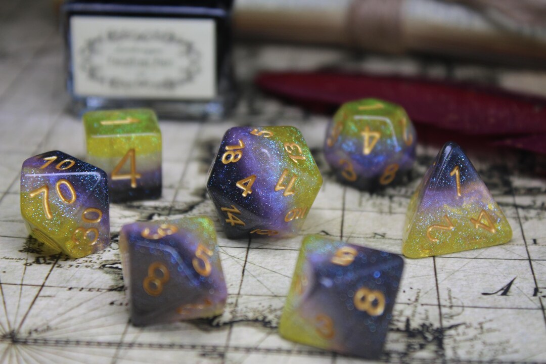 Handmade Resin Dice Set: LGBTQ+ Nonbinary Pride Glitter Polyhedral Dice - Etsy