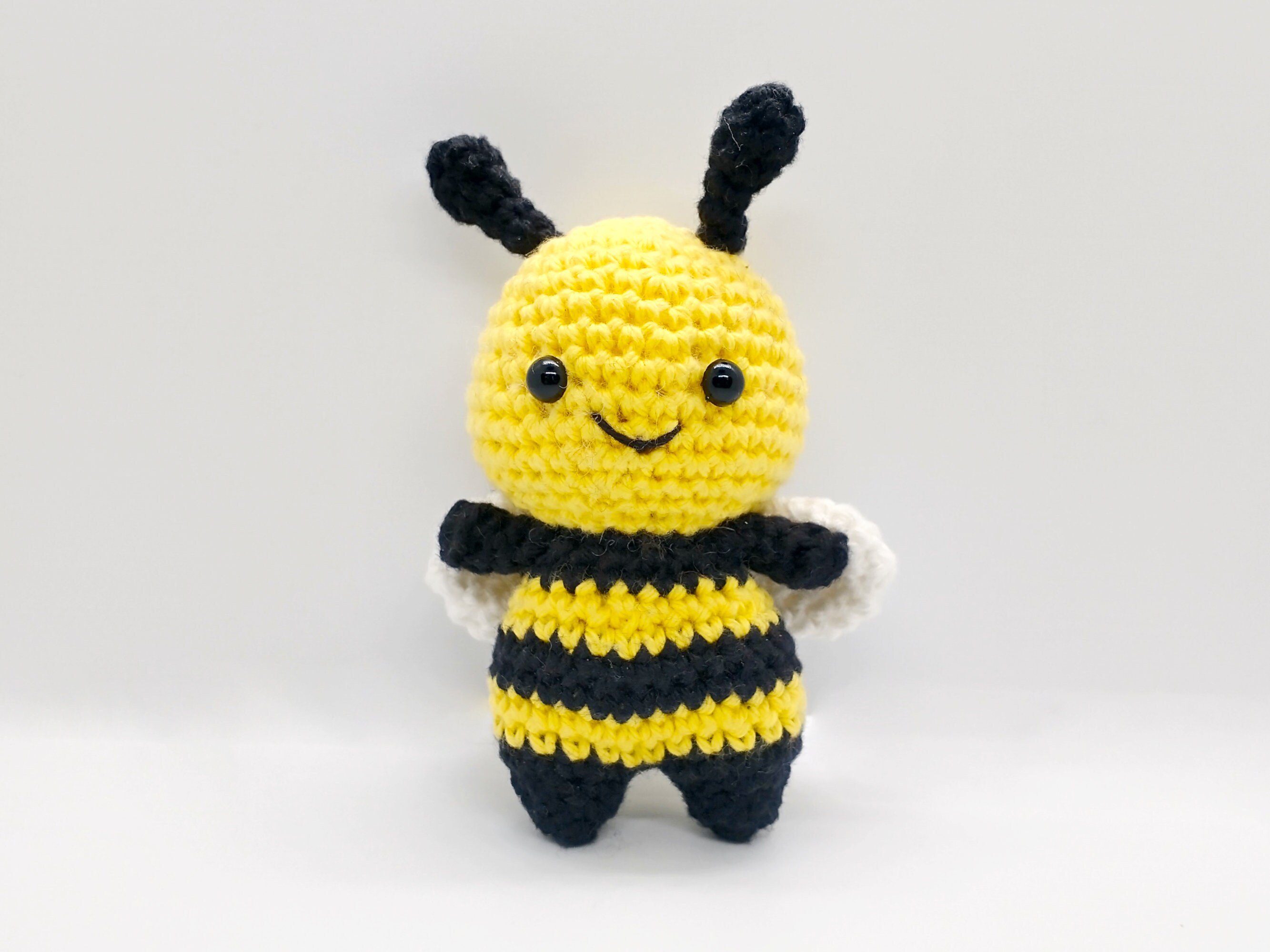 Mini Bee Crochet Pattern | Amigurumi Pattern PDF | Amigurumi Keychain ...