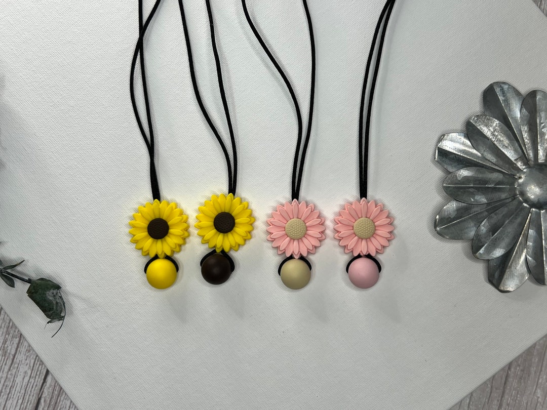 Adult Fidget Mini Daisy Flower Silicone Chewelry Pendant Gift Set, Adhd ...