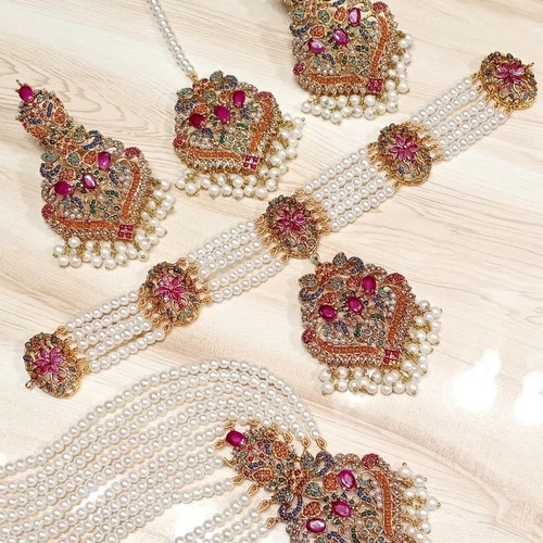 Nauratan Hyderabadi Bridal Set / Indian Pakistani Shaadi - Etsy