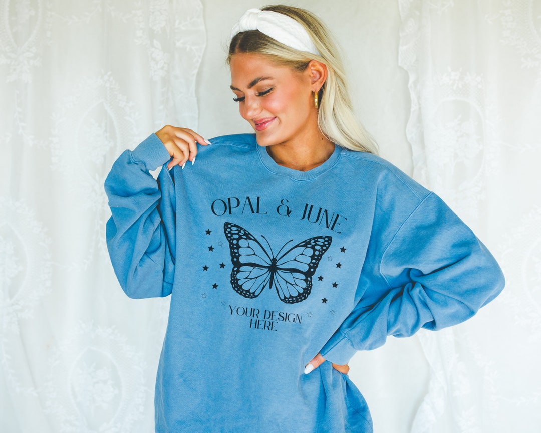 Blue Jean Sweatshirt Mockup: Colorful Photo of Model Wearing Blue Jean ...