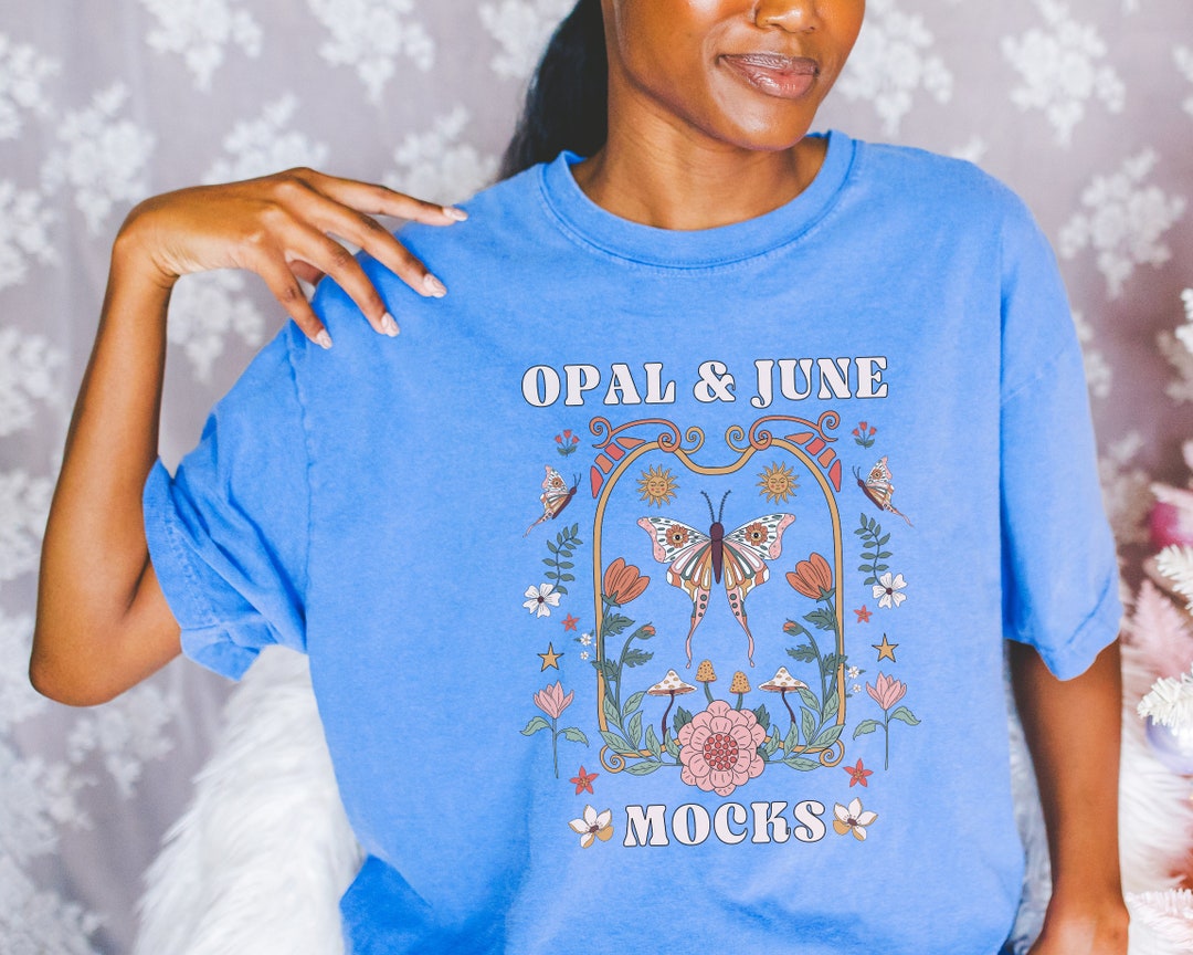 Periwinkle Shirt Mockup for Christmas: Colorful Photo of Model Wearing ...