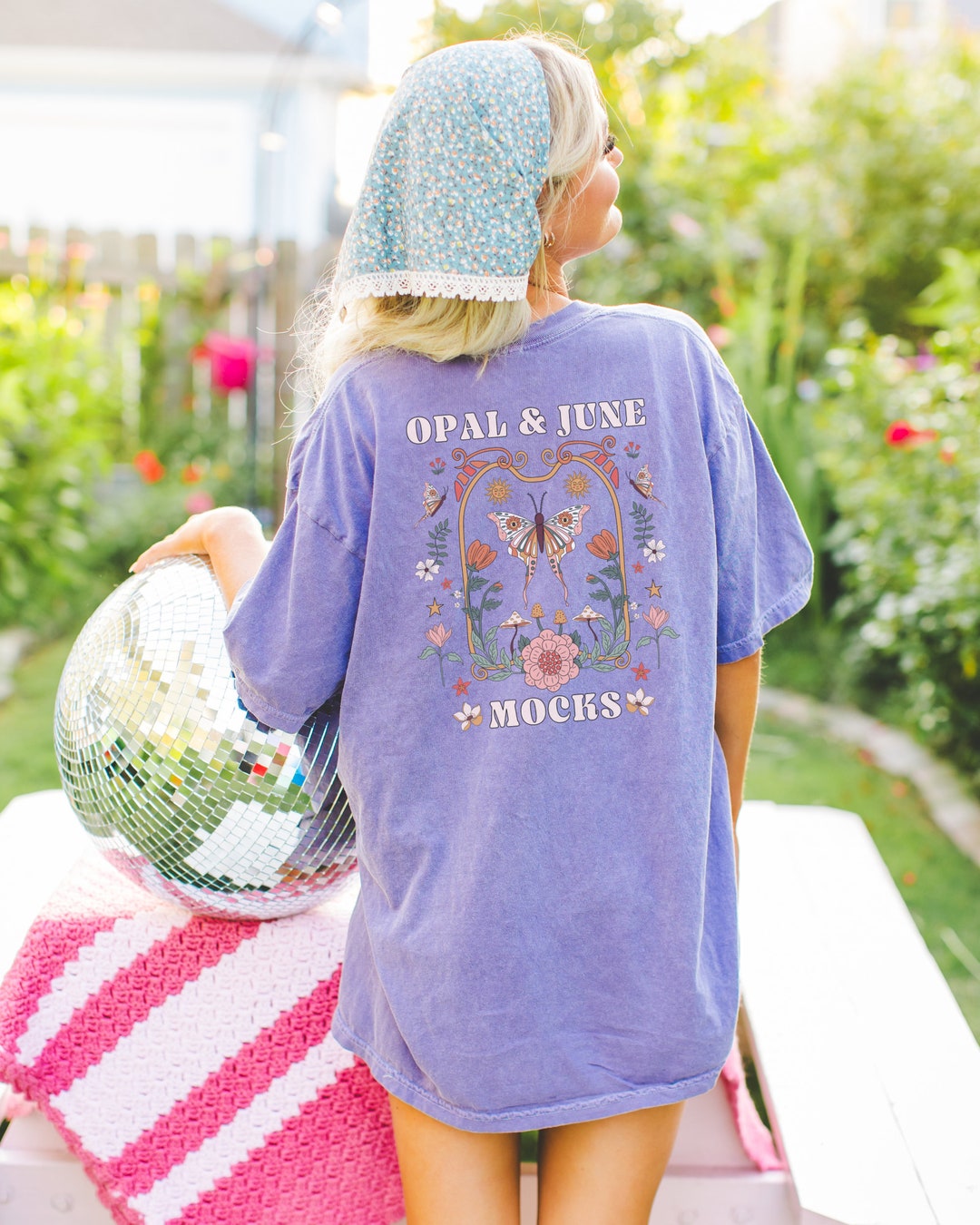 Grape Back of Shirt Mockup in Garden: Photo of Model Wearing Grape ...