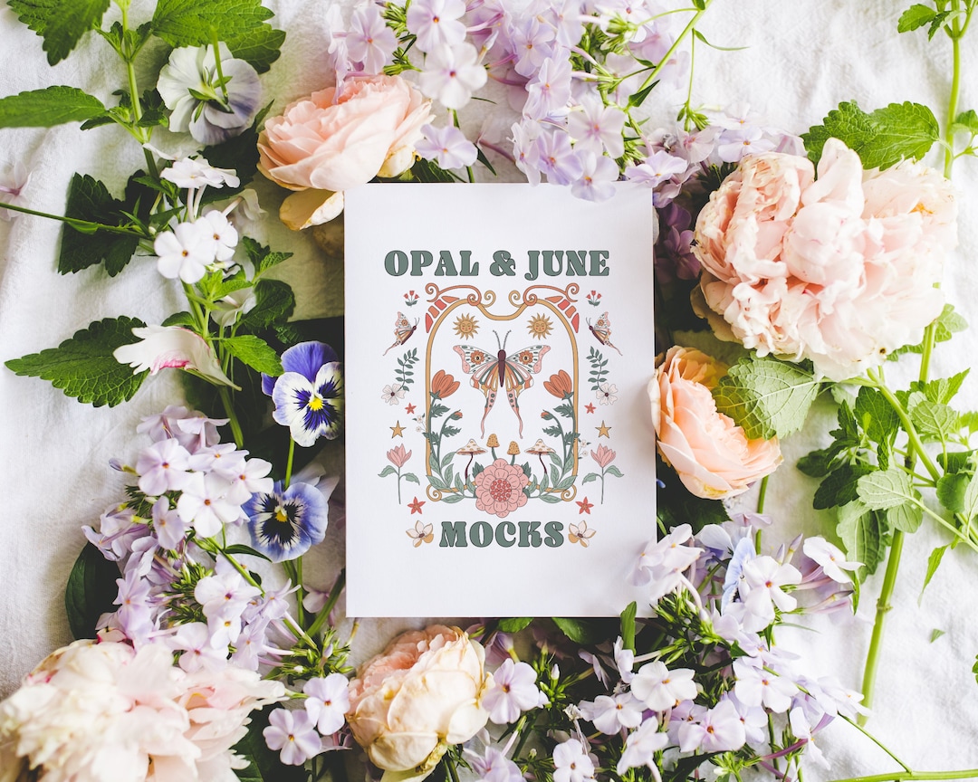 5x7 Card Mockup With Spring Garden Flower: Floral Styled Photo of 5x7 ...