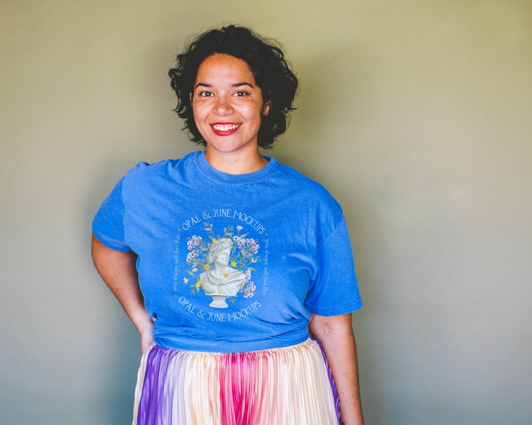 Periwinkle Shirt Mockup: Photograph of Model Wearing Comfort Colors ...