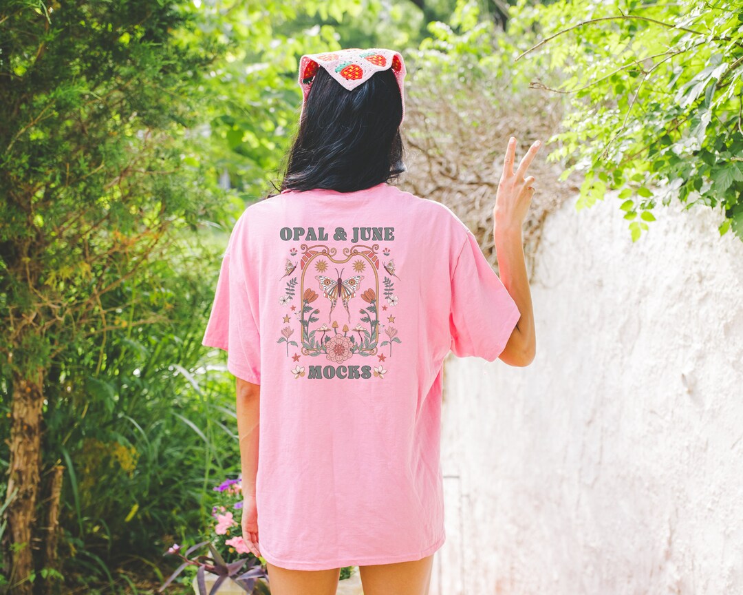 Azalea Back of Shirt Mockup: Photo of Model Wearing Azalea Gildan 2000 ...