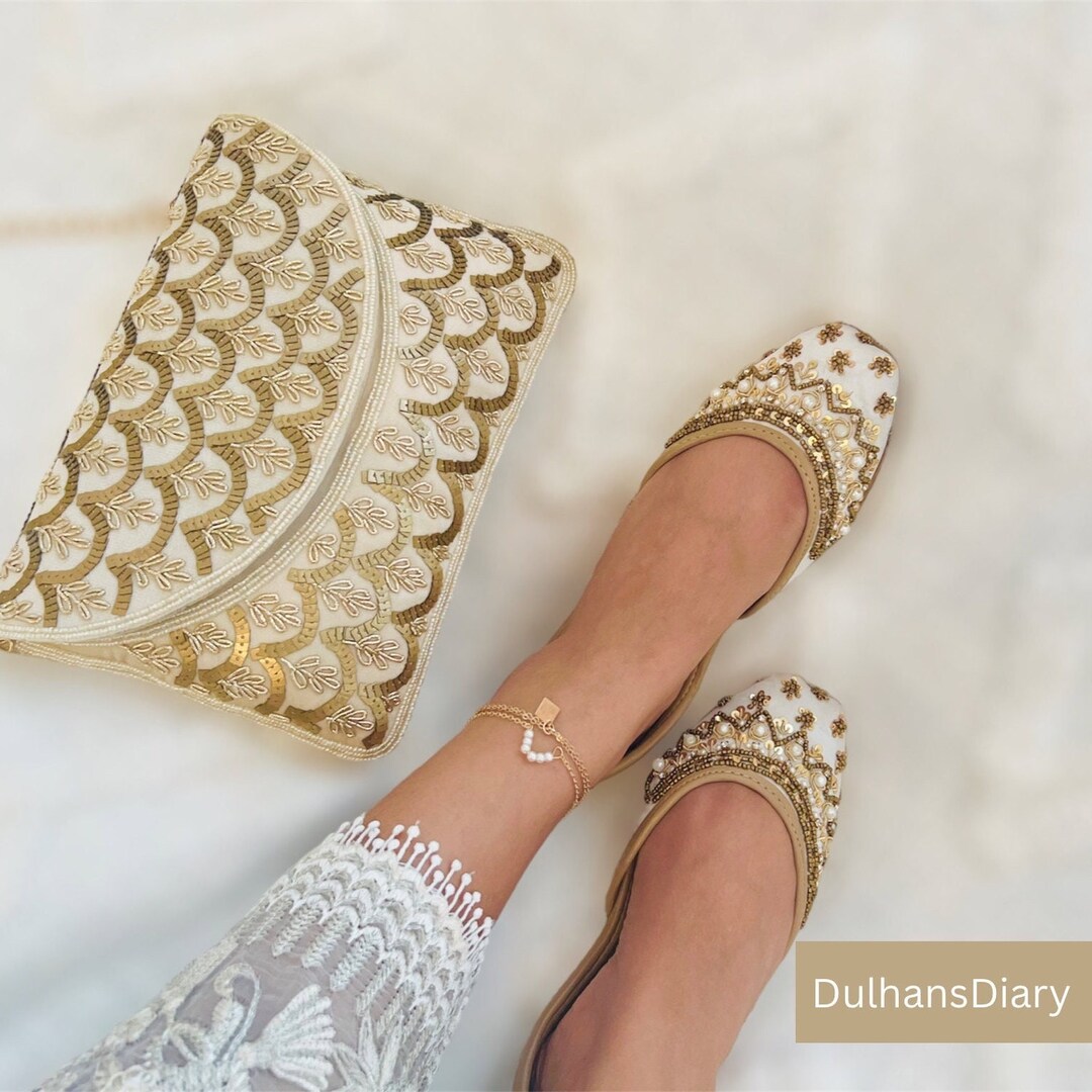 Handmade White Khussa Juttis: Pakistani Bridal Flat Shoes - Etsy
