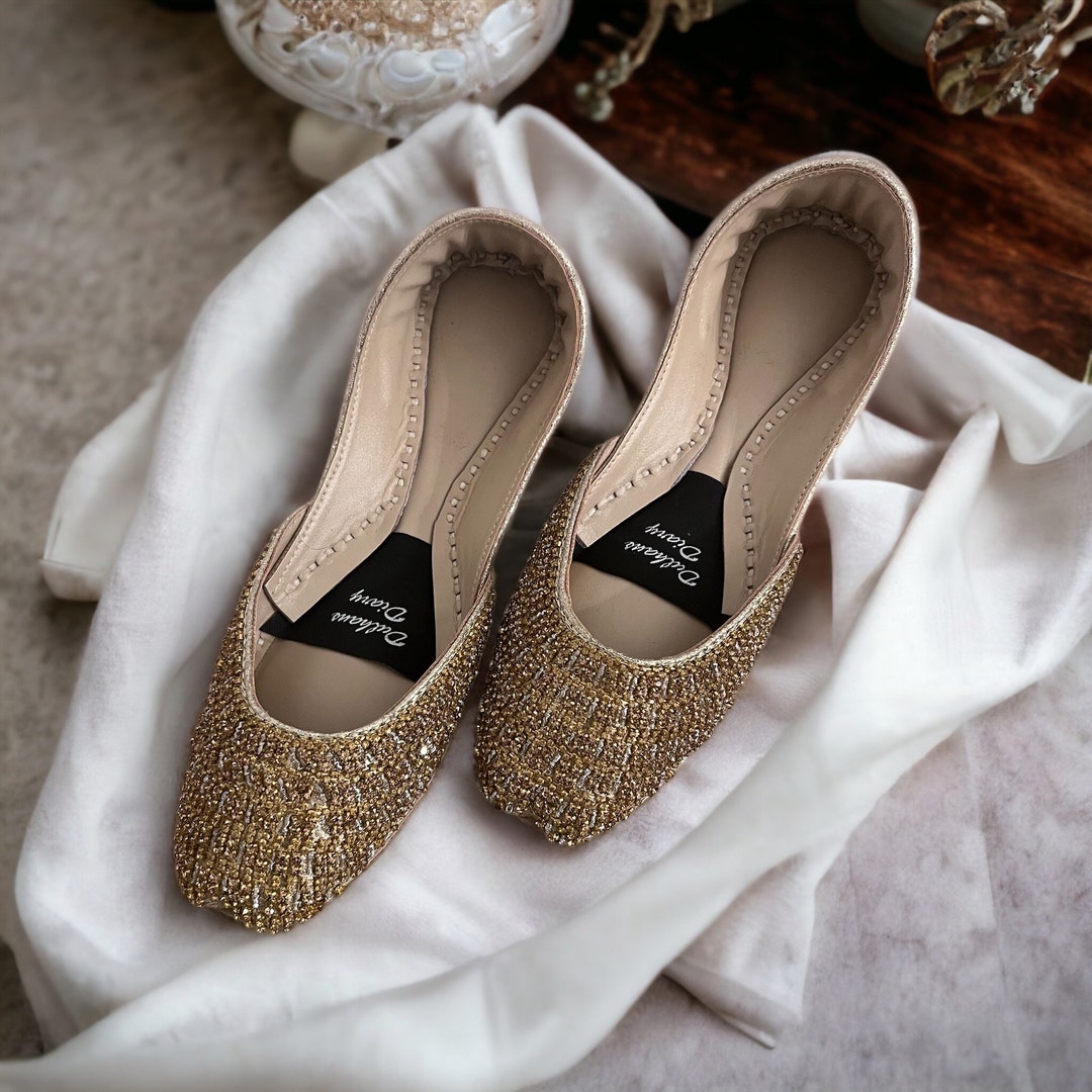 Crystal Bridal Khussa Jutti: Gold Pakistani Indian Wedding Shoes - Etsy