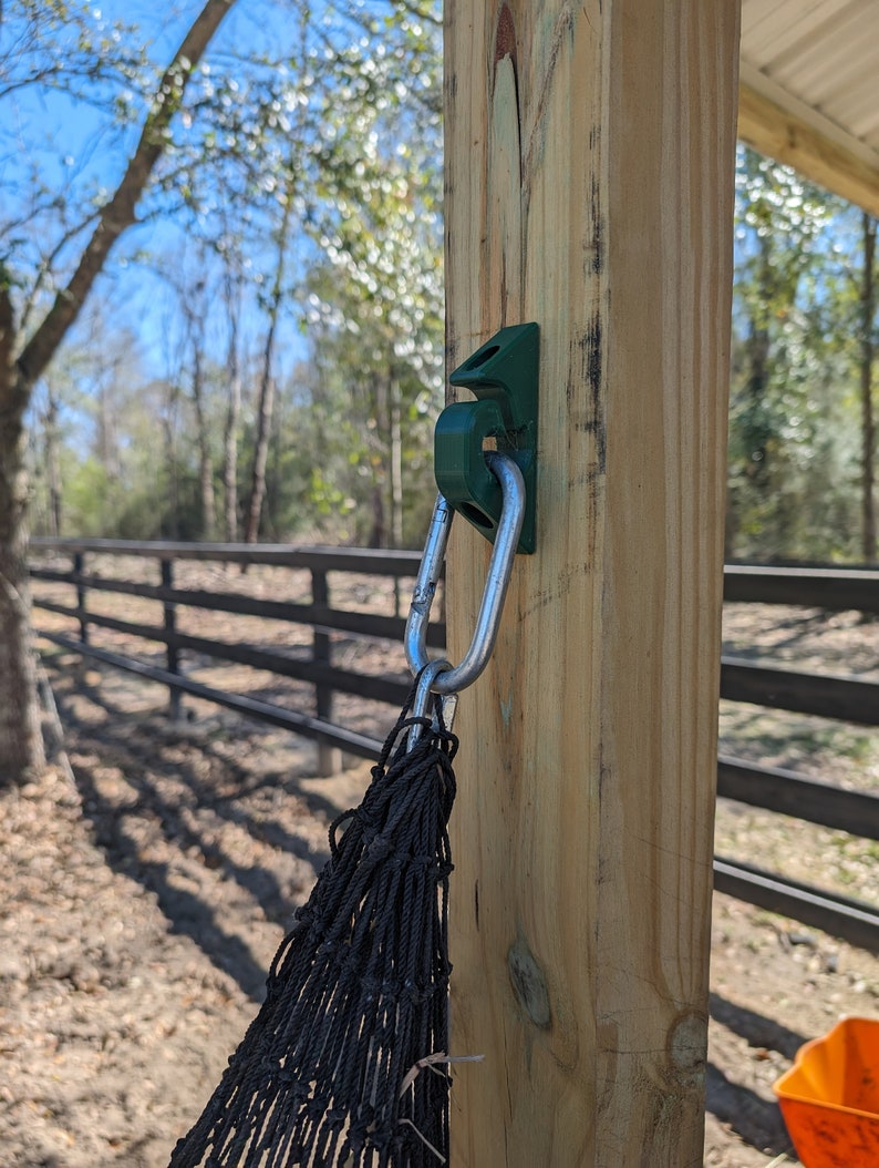 Captive Bucket Hanger 5 Pack | Prevent Thrown Feed and Water Buckets ...