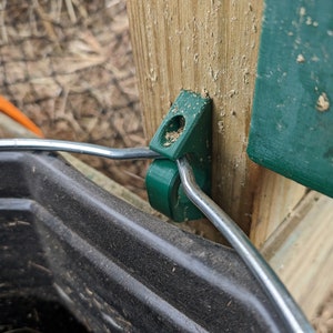 Captive Bucket Hanger 5 Pack | Prevent Thrown Feed and Water Buckets ...