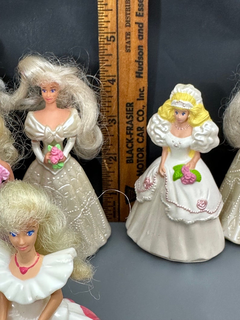 Vintage Plastic Barbie Figurine Toys. - Etsy