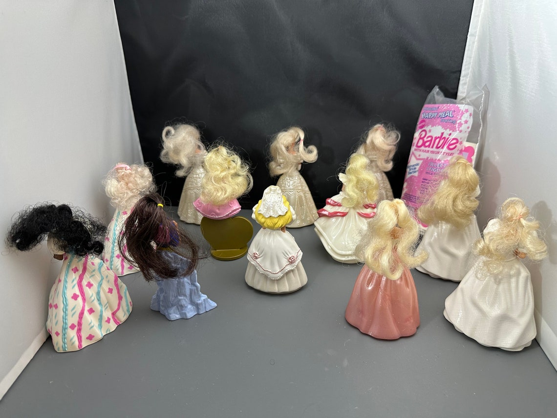 Vintage Plastic Barbie Figurine Toys. - Etsy