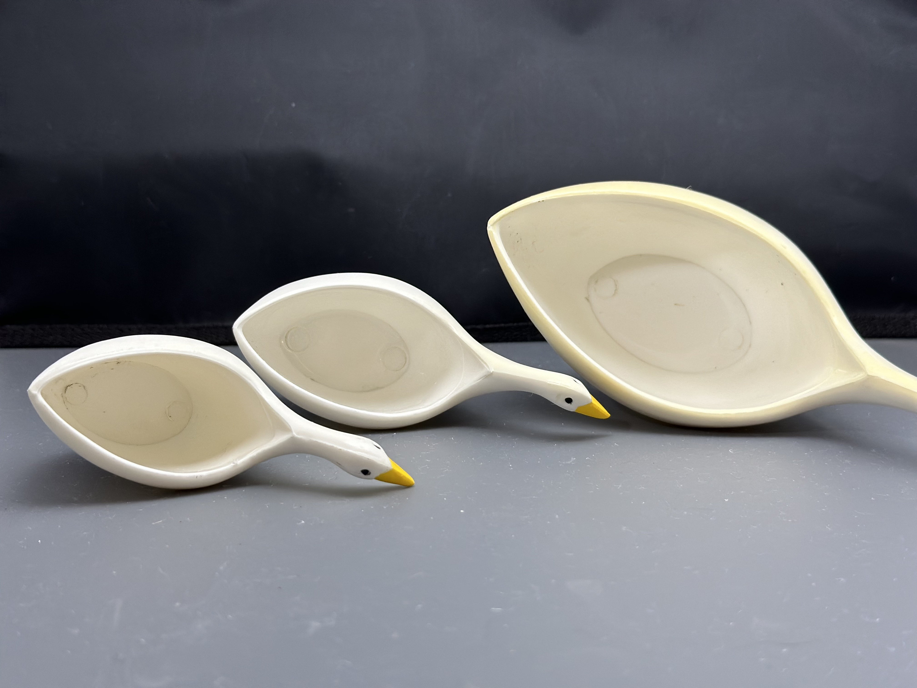Vintage Stacking Geese Measuring Cups. There is the 1/4 Cup, 1/3 Cup ...