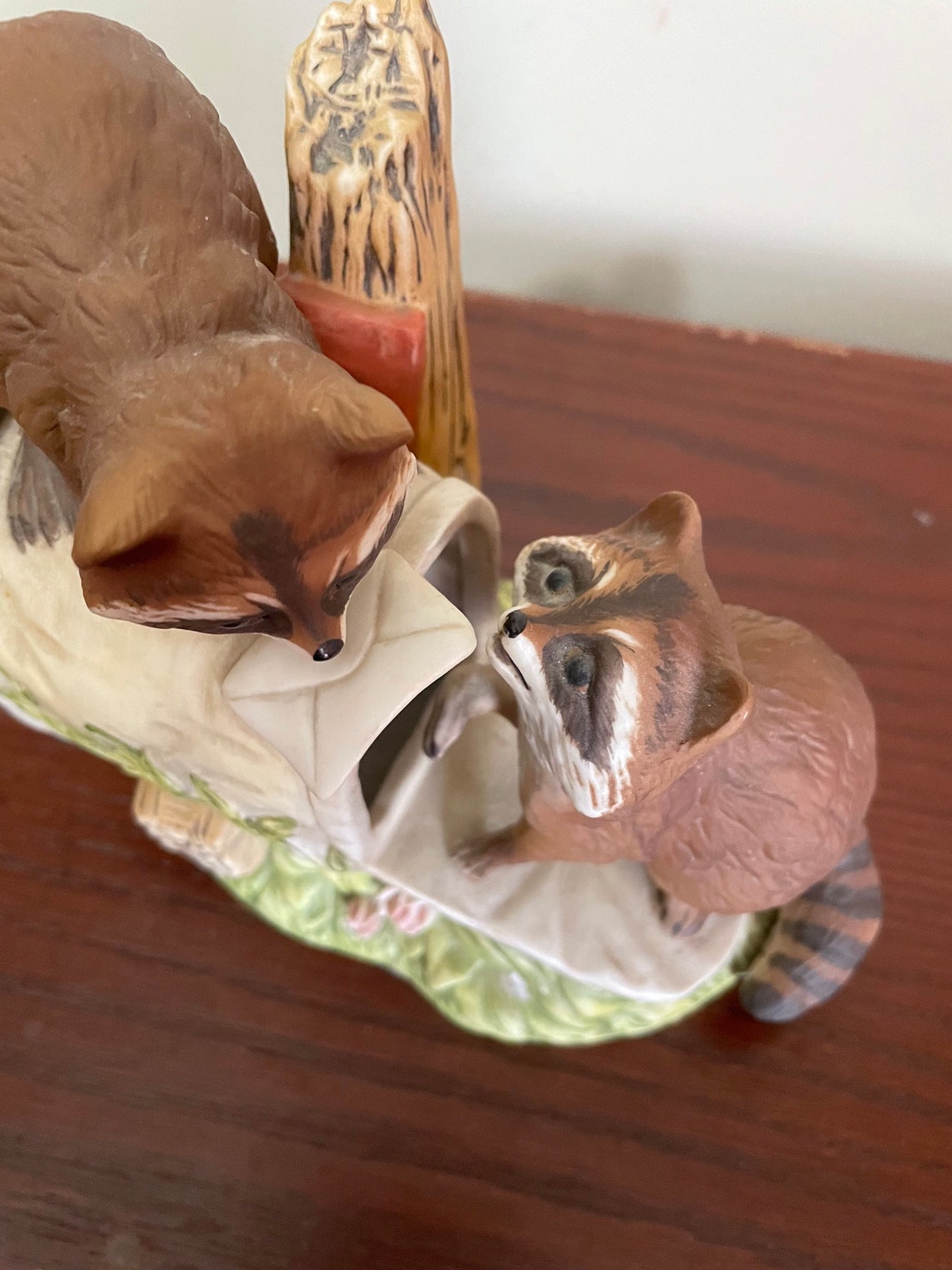 1987 Homco Masterpiece Porcelain Raccoons and Mailbox Figurine - Etsy