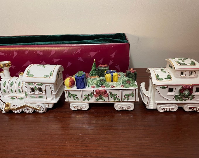 Christmas Classic Traditions 3 Piece Ceramic Train Set - Etsy