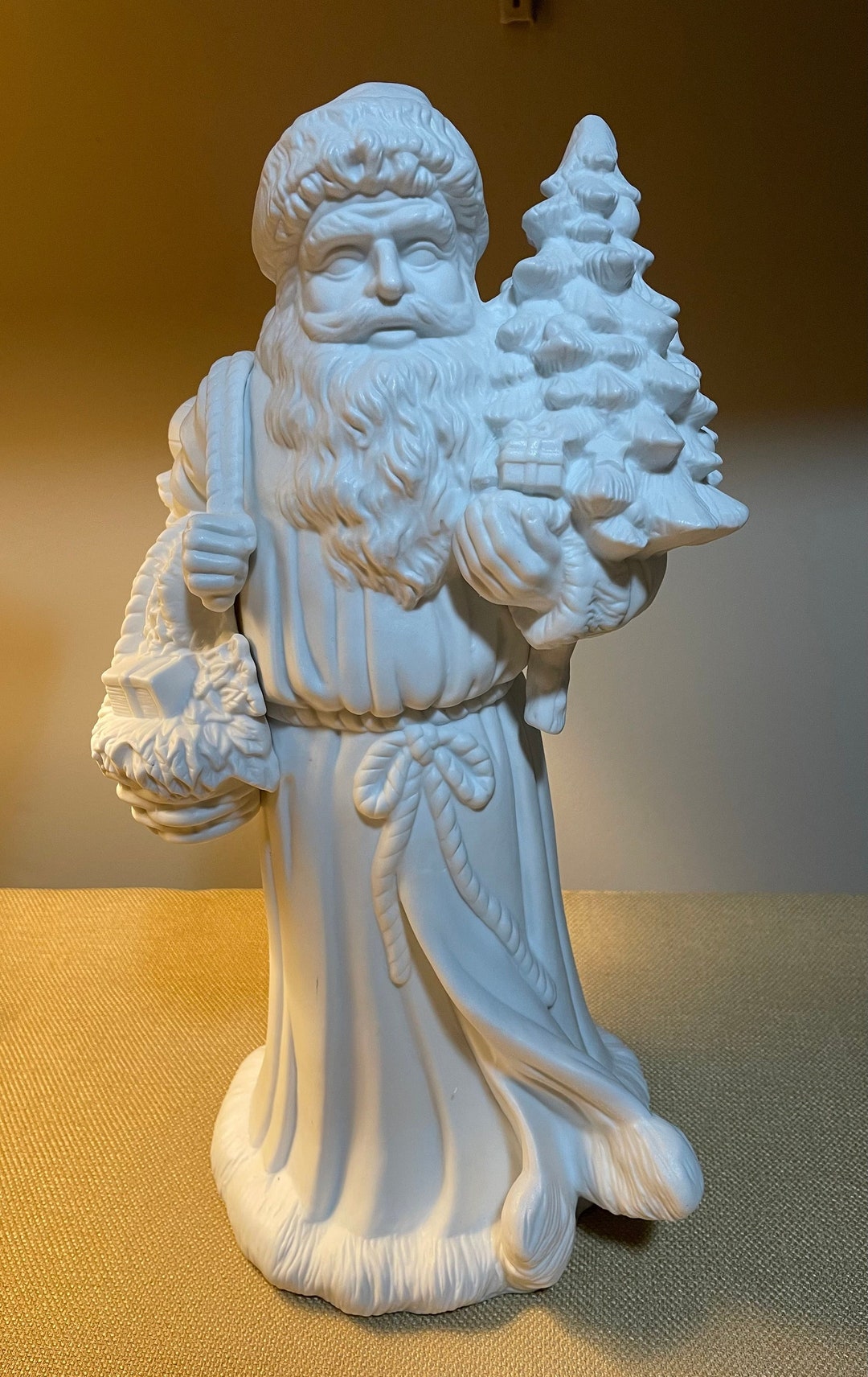 1991 Dept 56 Winter Silhouette Porcelain 14” Tall Old World Santa ... 1991 Dept 56 Winter Silhouette Porcelain 14” Tall Old World Santa ...